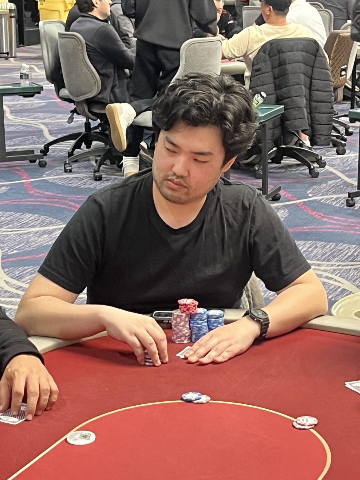 Stephen Sakai Eliminated in 8th Place ($13,535) – The Bike Poker Feed