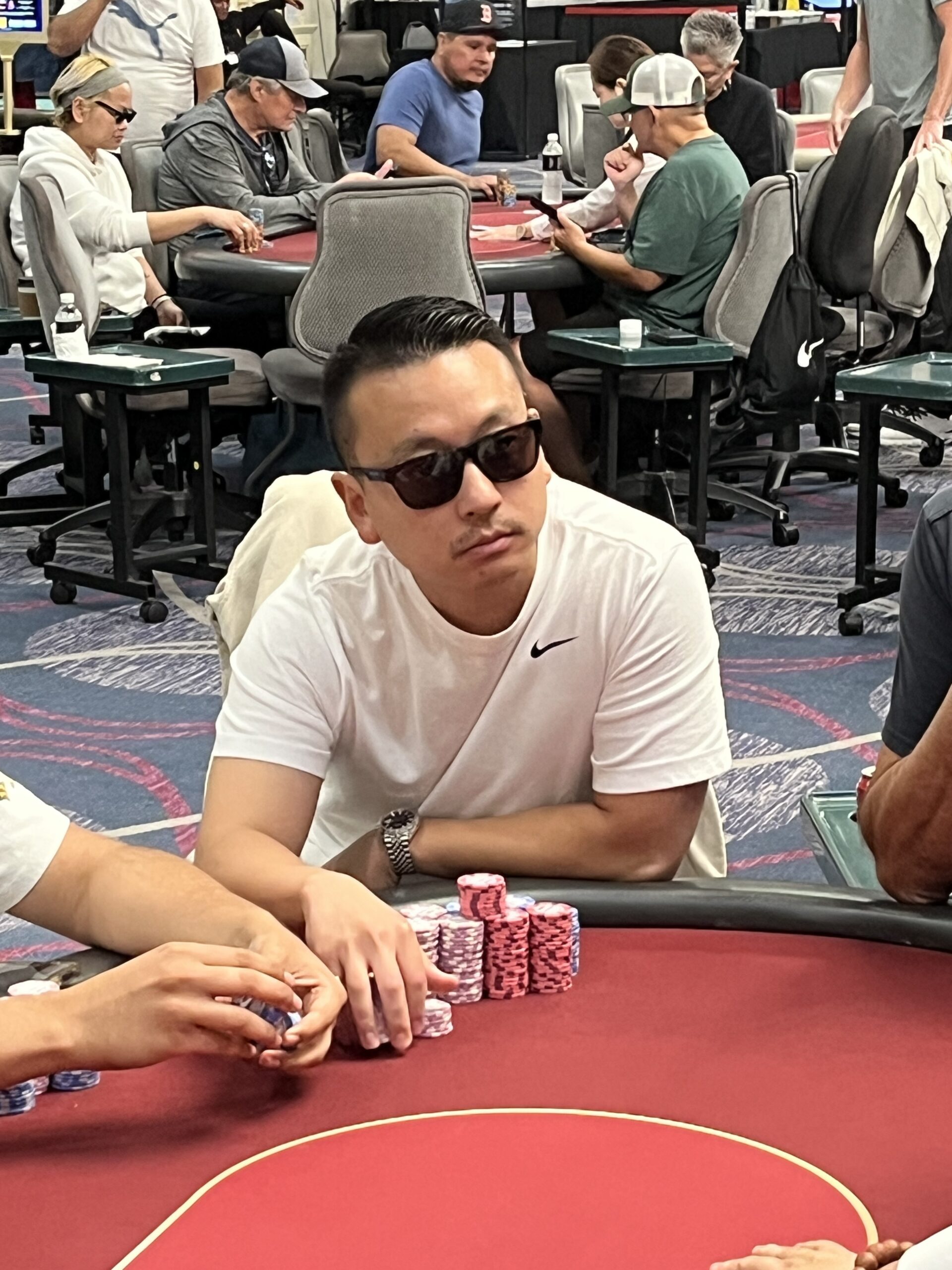Chahn Jung Leads With Five Tables Left – The Bike Poker Feed